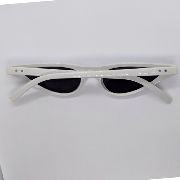 Accessories | Nwt White Small Frame Sunnies | Poshmark